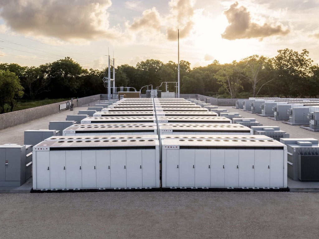 Tesla Locks In a Massive 1 GWh Megapack Project in the UK – EVANNEX ...