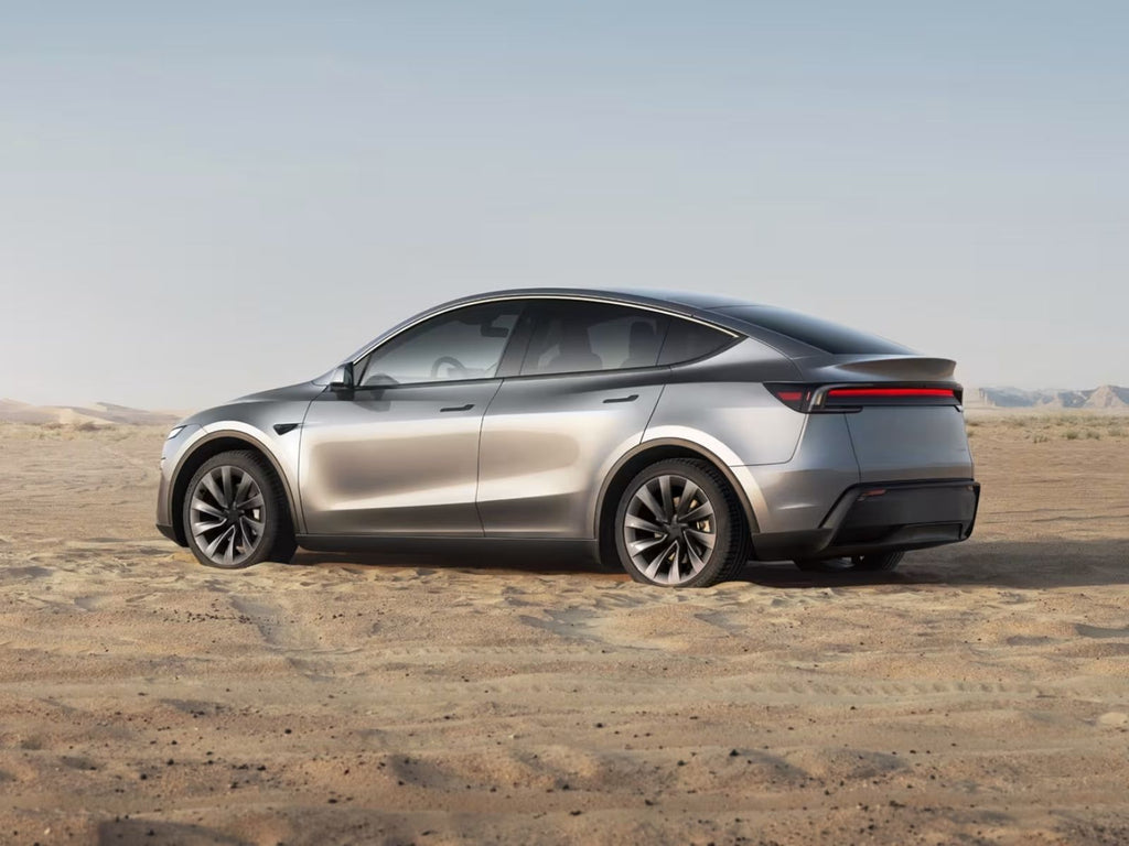Tesla Updates the 2026 Model Y With a Third Row and Premium Tweaks ...