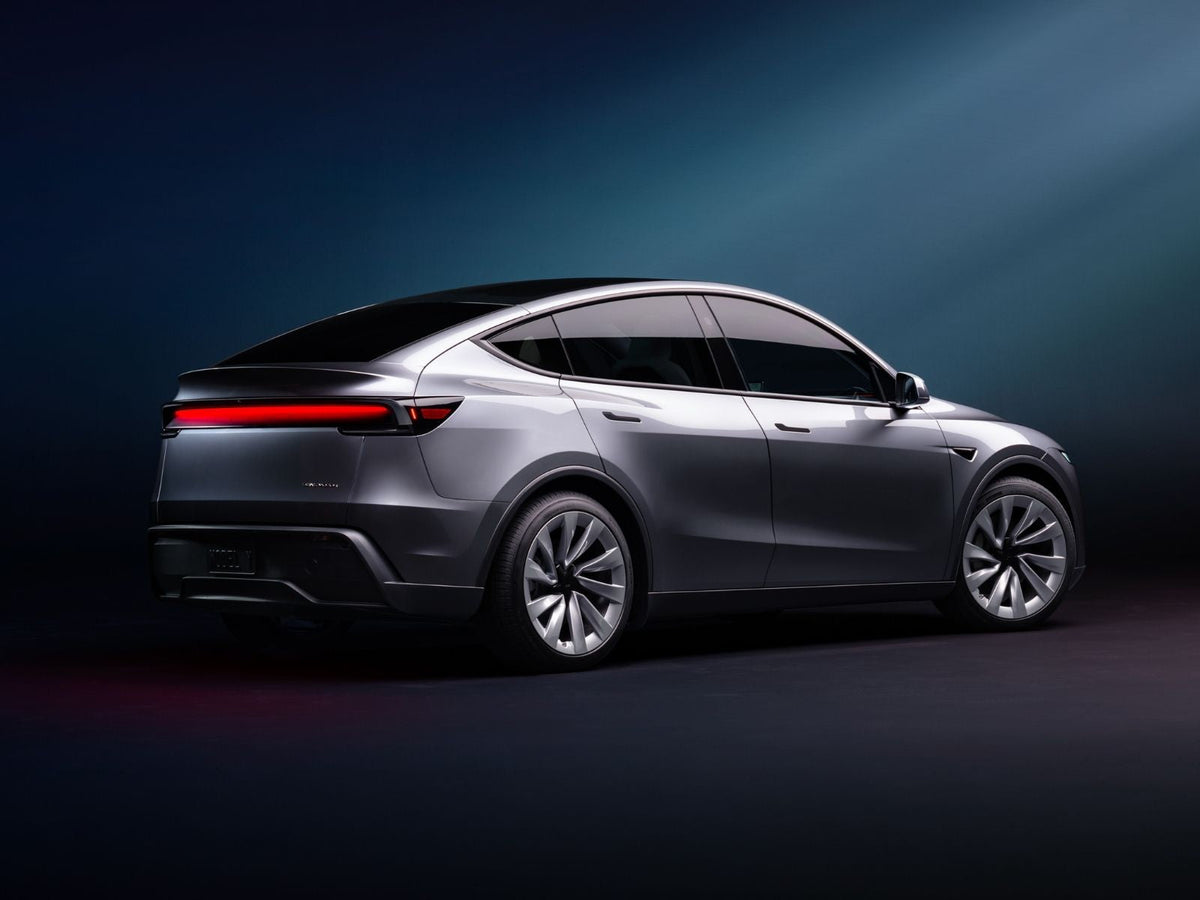 Tesla’s Facelifted Model Y Surpasses 70,000 Orders in Just Five Days—W ...